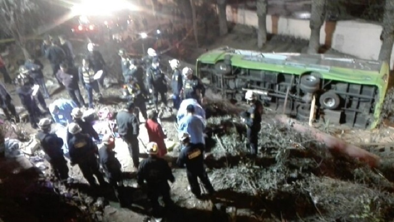 Suman 10 Número De Víctimas Mortales De Accidente Video Crónica Viva
