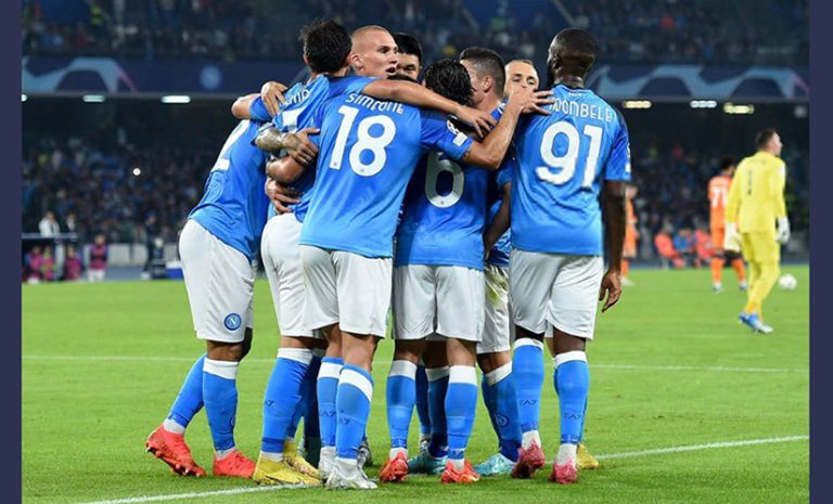 Champions League: Nápoles logra su quinta victoria venciendo 3-0 al ...