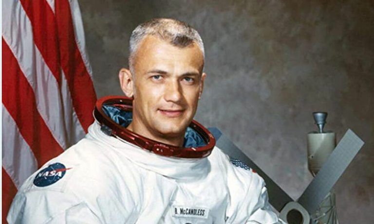 Bruce McCandless: se cumplen 41 años del primer vuelo libre en su nave ...