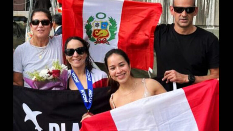 Lorena Costa Bedoya es primera peruana en nadar alrededor de la isla Manhattan » Crónica Viva