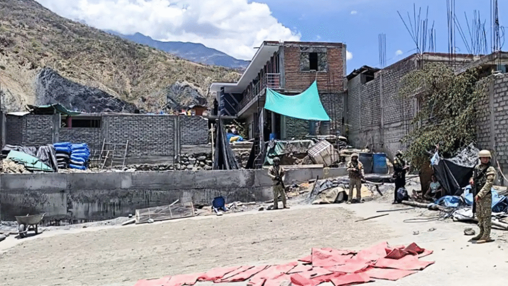 Pataz: Fiscalía investiga hallazgo de 3 cuerpos en mina Papagayo en la ...